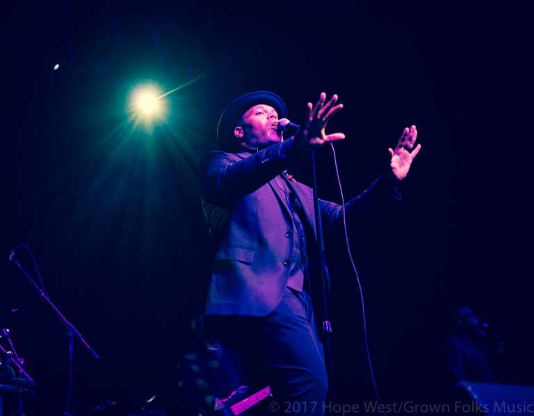 Eric Roberson Bringing Music With "Fire" Live to Center Stage Atlanta ...